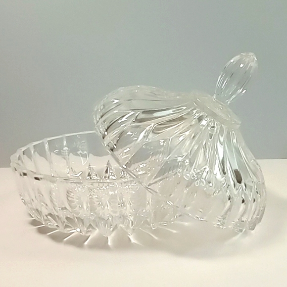 unknown | Accents | Vintage Crystal Glass Clear Candy Dish No Flaws ...